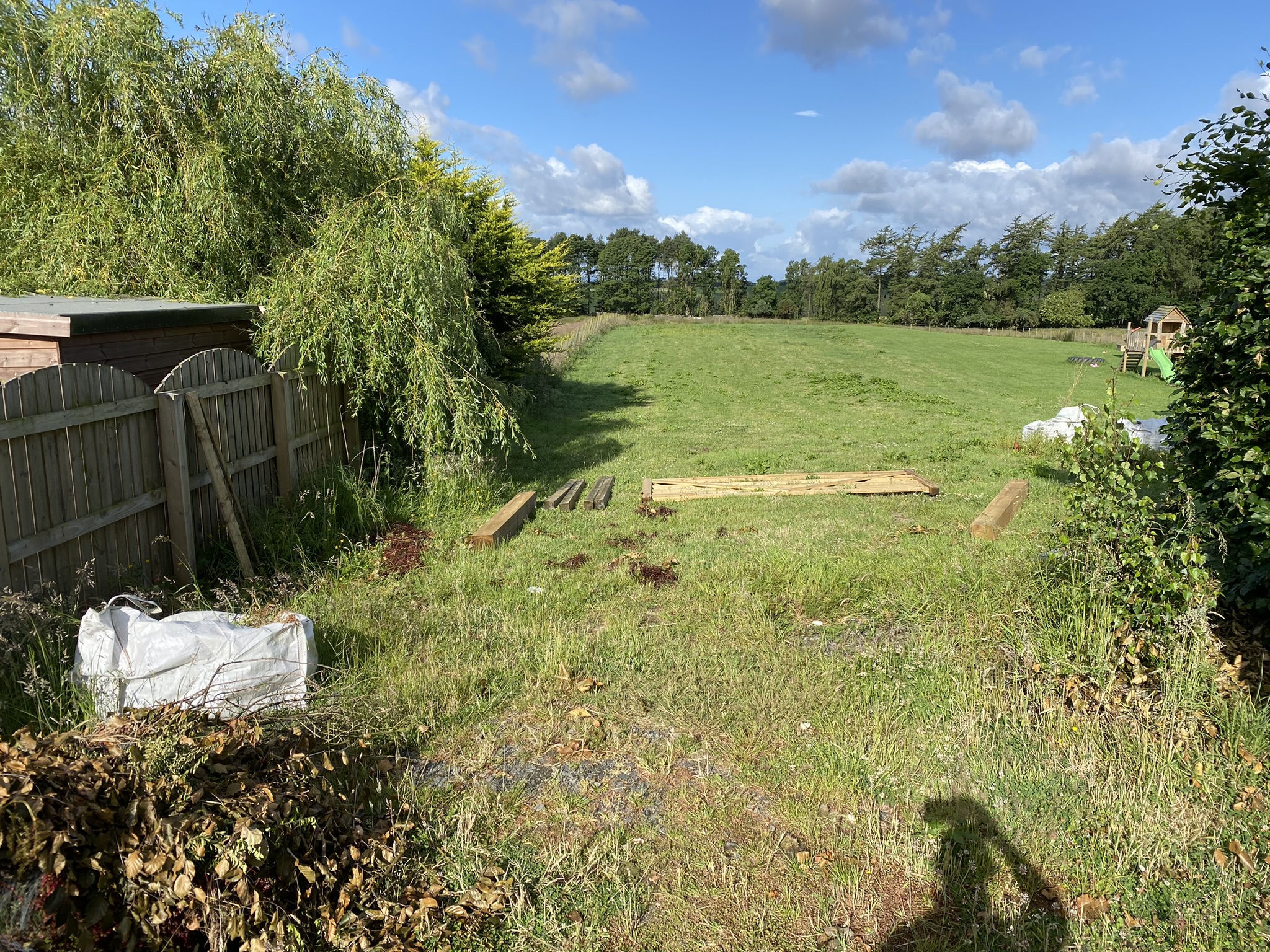 Field gate and fence – Crossgates - Alpine Landscaping